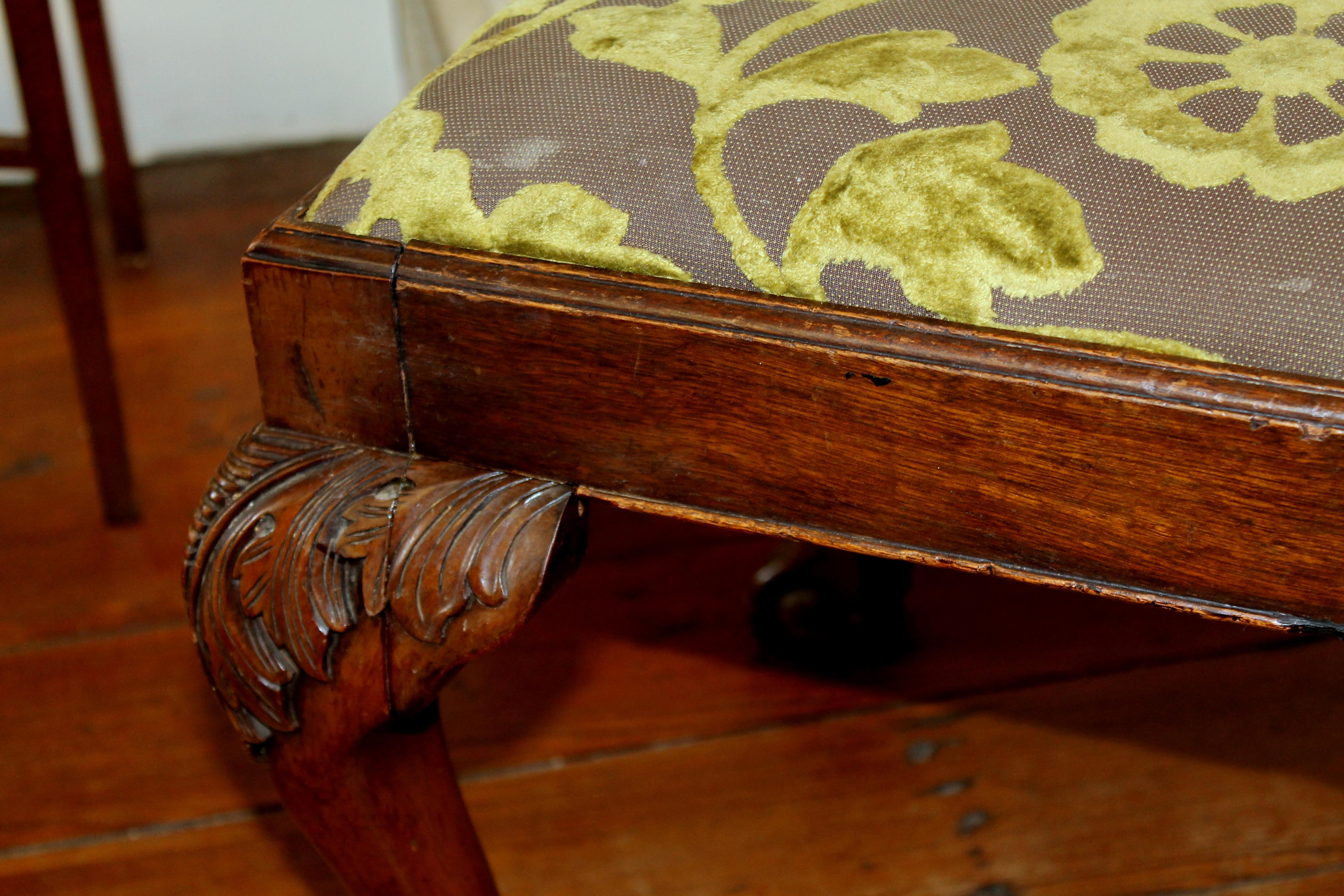 Antique English Hand-Carved Mahogany Chippendale Style Bench at 1stDibs