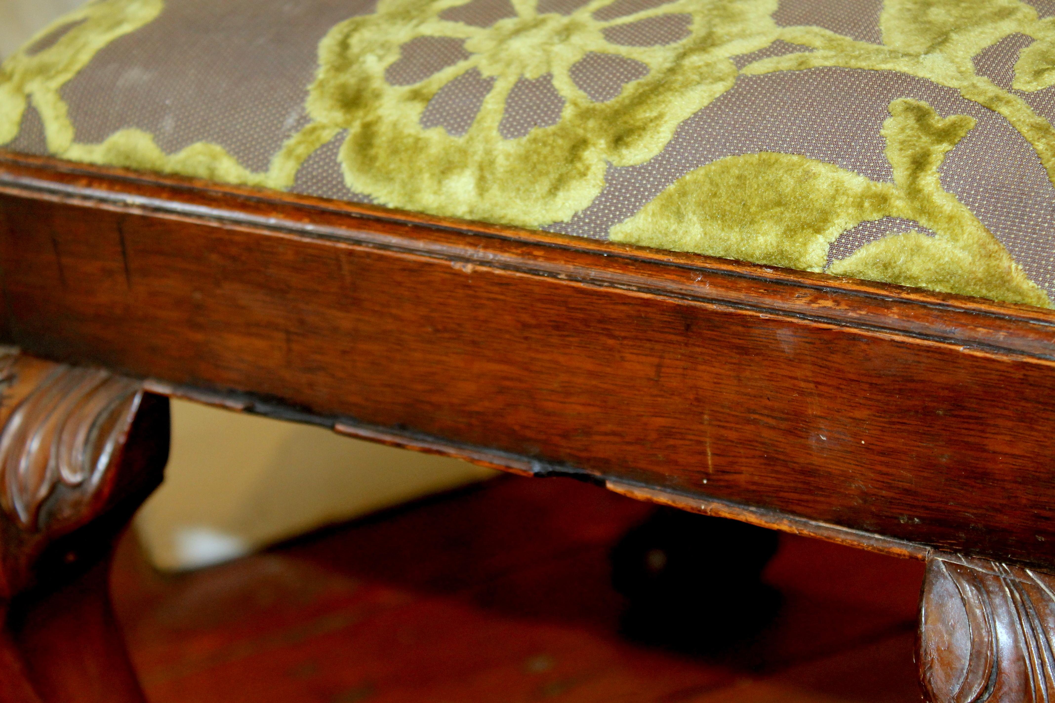 Antique English Hand-Carved Mahogany Chippendale Style Bench at 1stDibs