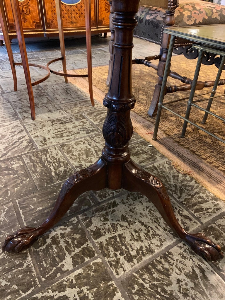 Antique English Mahogany Small Pie Crust Table For Sale at 1stDibs