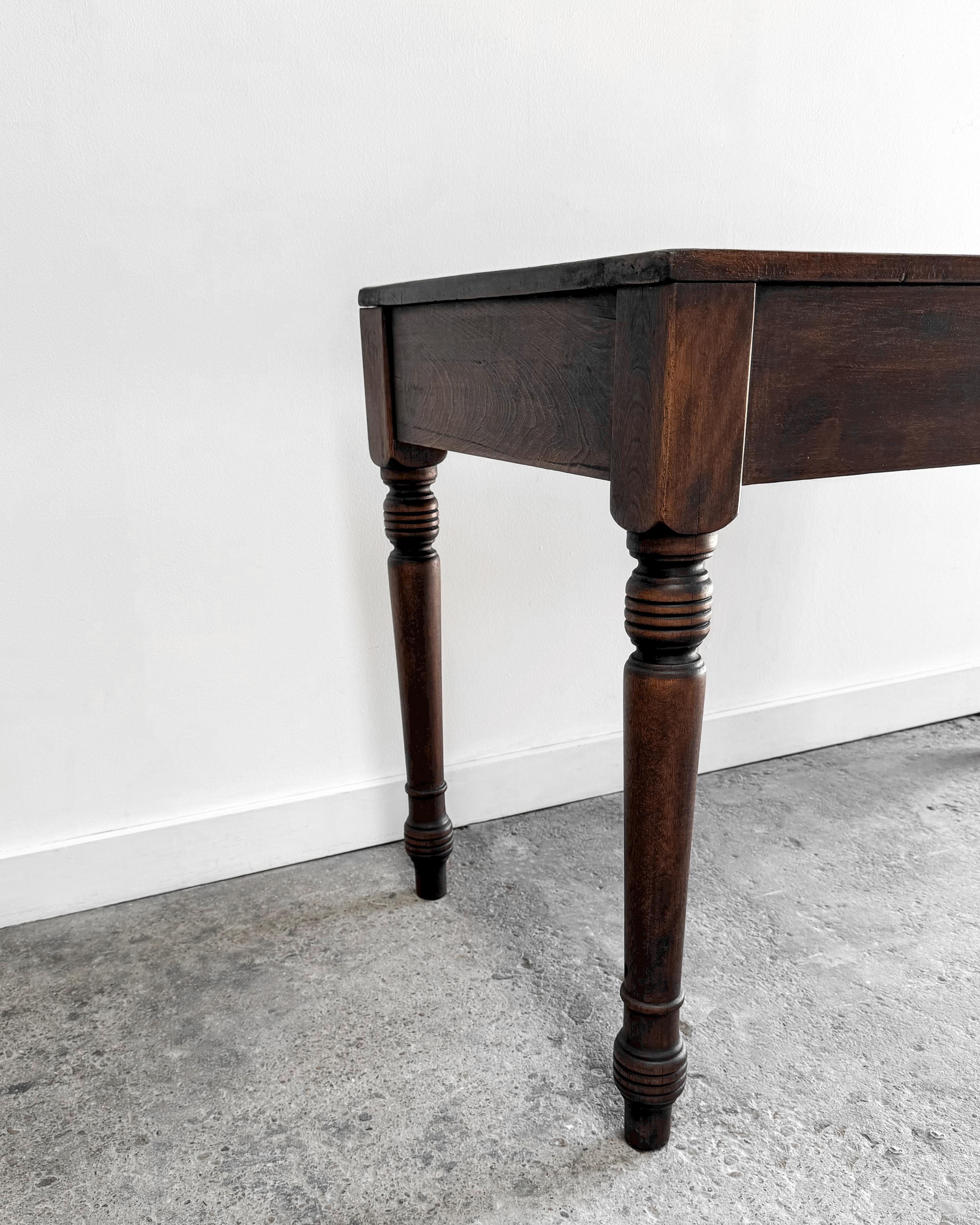 Antique English Pine Accent Table For Sale at 1stDibs