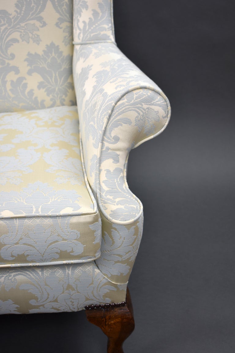 Antique English Queen Anne Style Wing Back Couch For Sale at 1stDibs ...