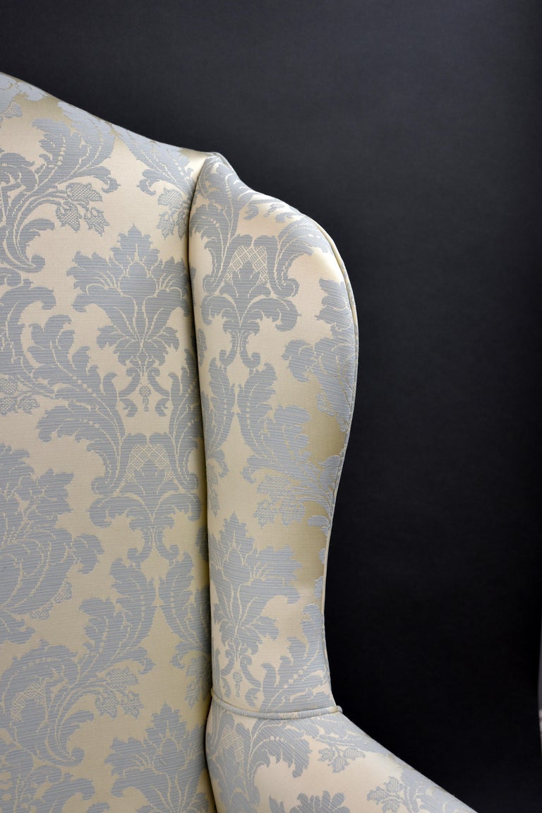 Antique English Queen Anne Style Wing Back Couch For Sale at 1stDibs ...