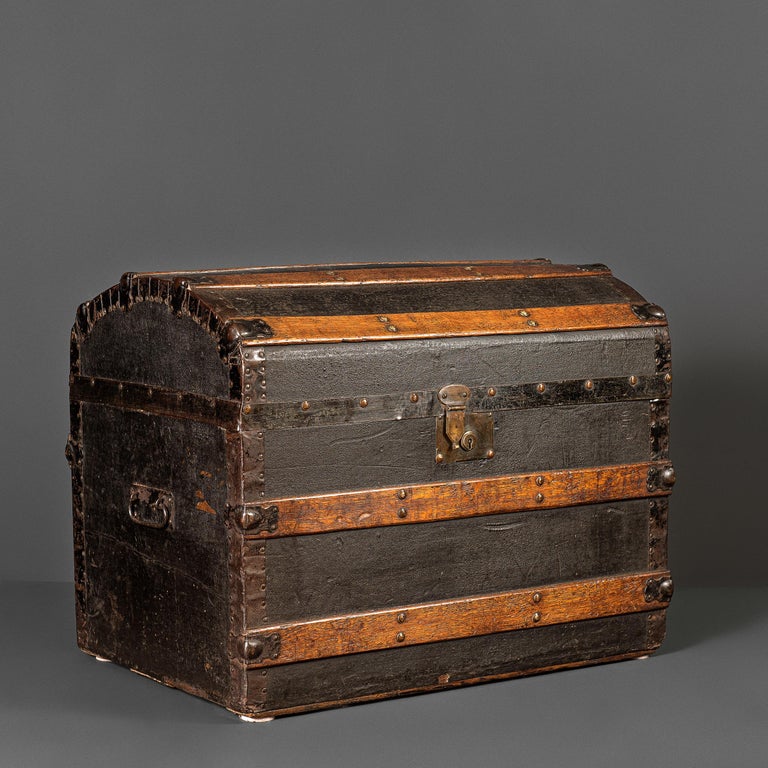 Antique English Chest Trunk For Sale at 1stDibs