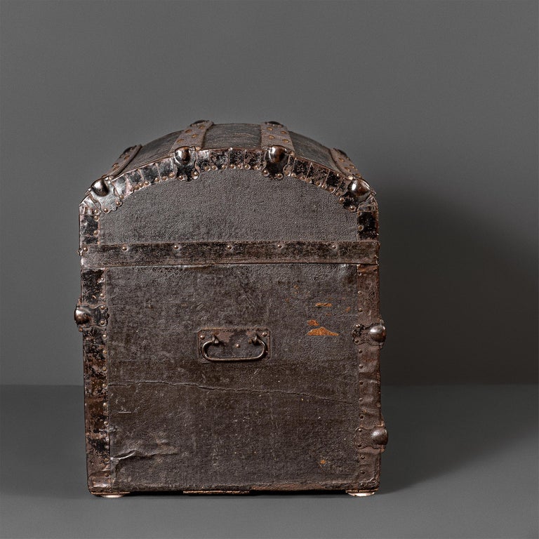 Antique English Chest Trunk For Sale at 1stDibs
