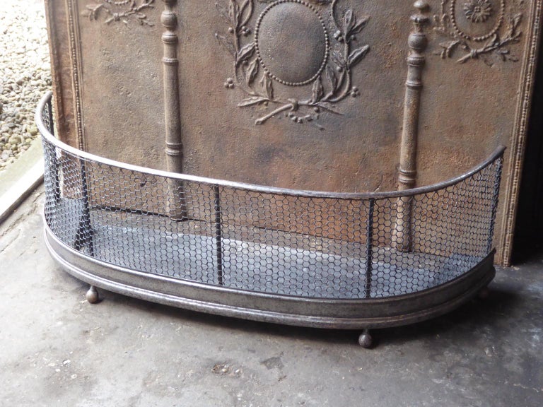 Antique English Victorian Fire Guard, 19th Century For Sale at 1stDibs