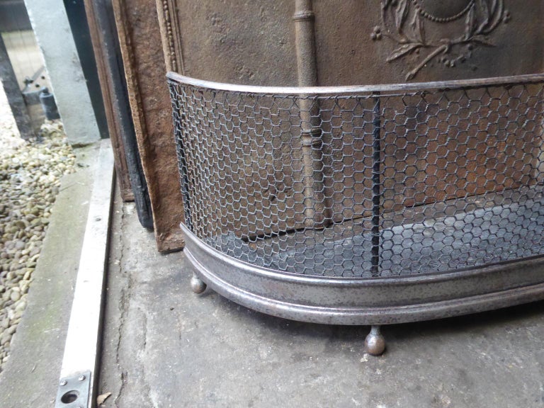 Antique English Victorian Fire Guard, 19th Century For Sale at 1stDibs