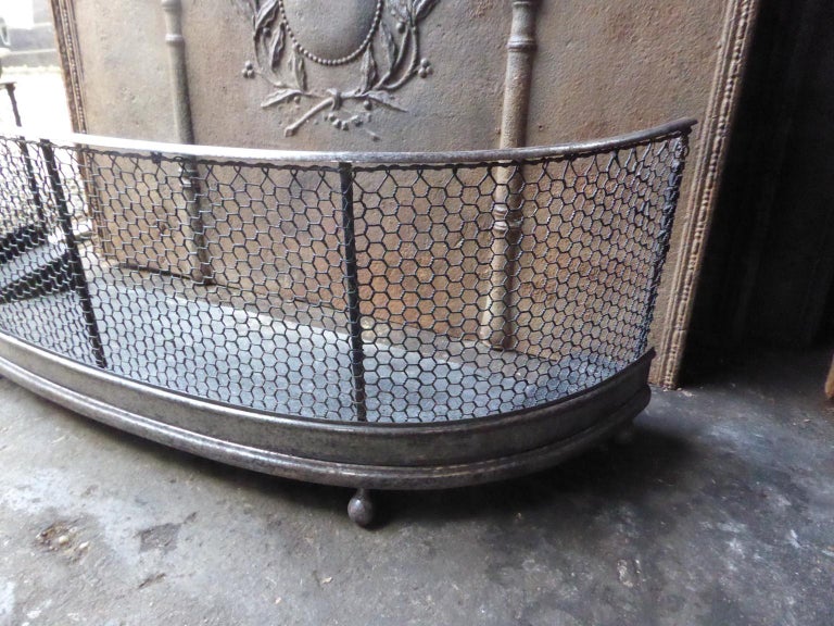 Antique English Victorian Fire Guard, 19th Century For Sale at 1stDibs