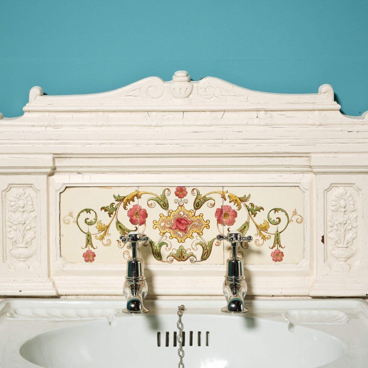 Antique English Victorian Style Wash Stand For Sale at 1stDibs