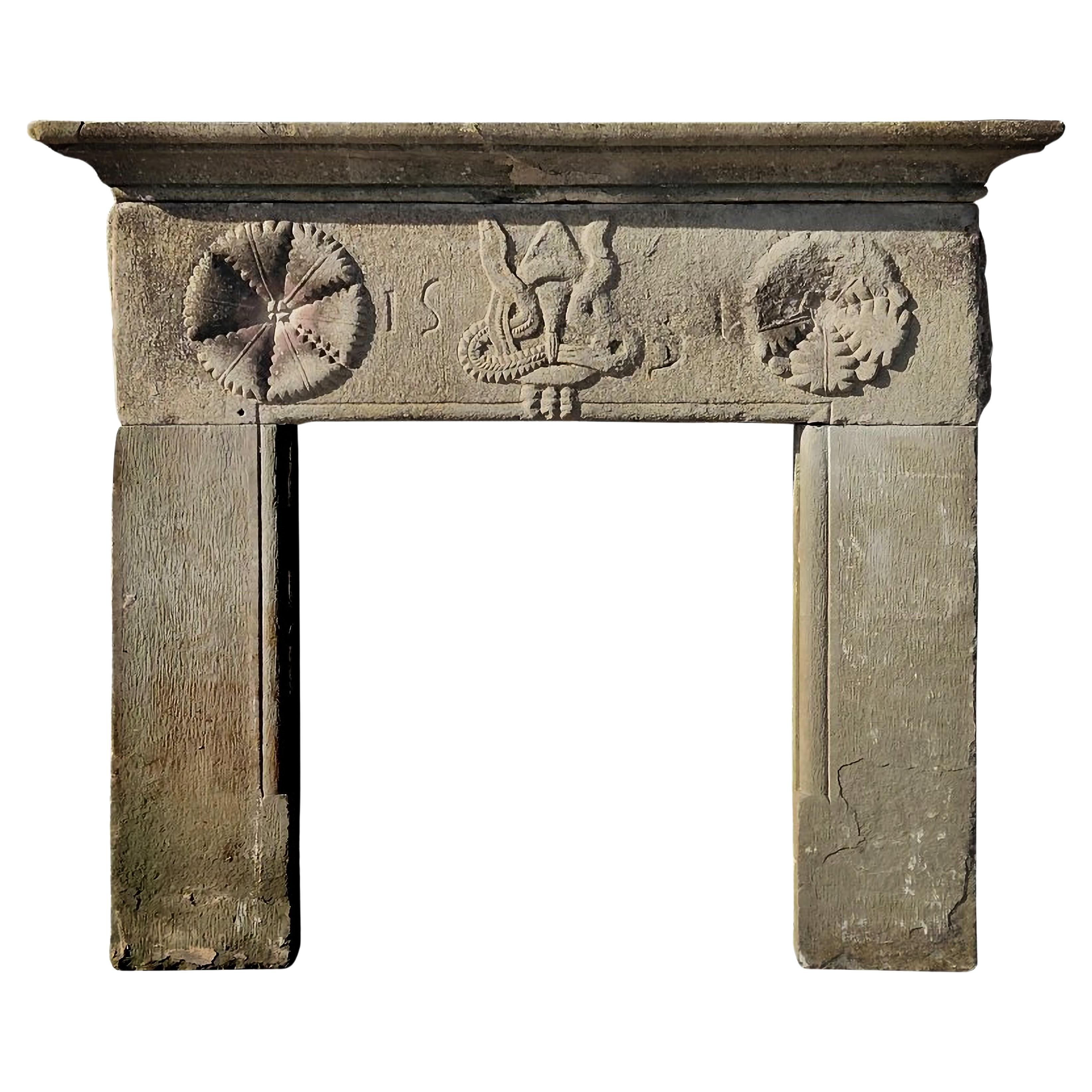 ANTIQUE FIREPLACE IN TUSCAN SERENA STONE DATED 1531 16th Century For Sale at 1stDibs