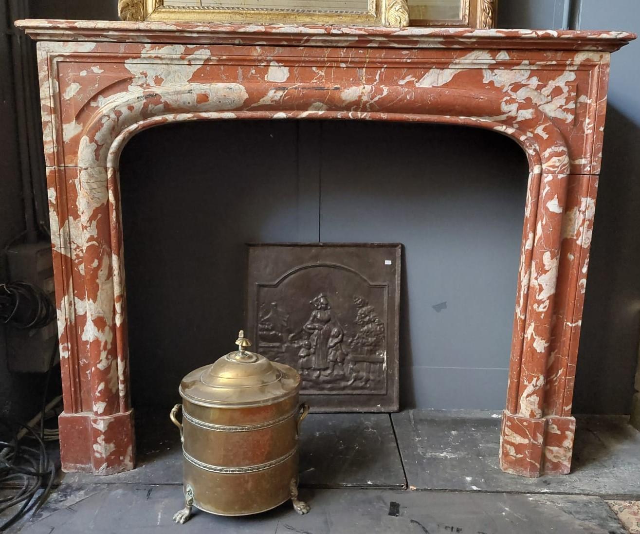 Antique fireplace mantle in "Francia red" marble, 19th century France ...