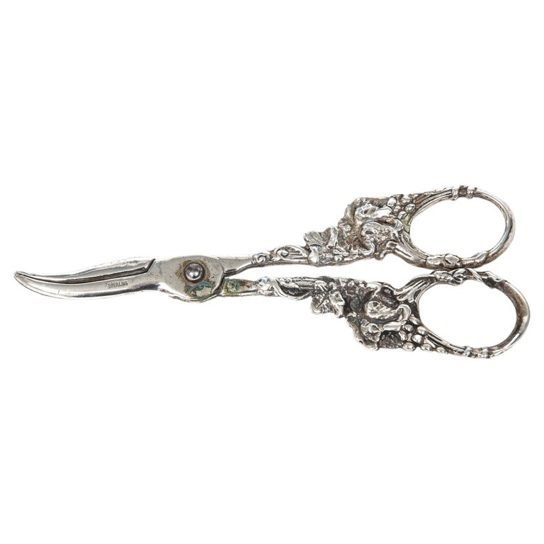 Antique Floral Grape and Vine Sterling Silver Grape Shears Scissors For Sale at 1stDibs