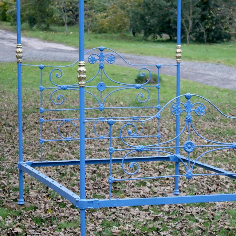 Antique Four-Poster Bed in Blue M4P31 at 1stDibs