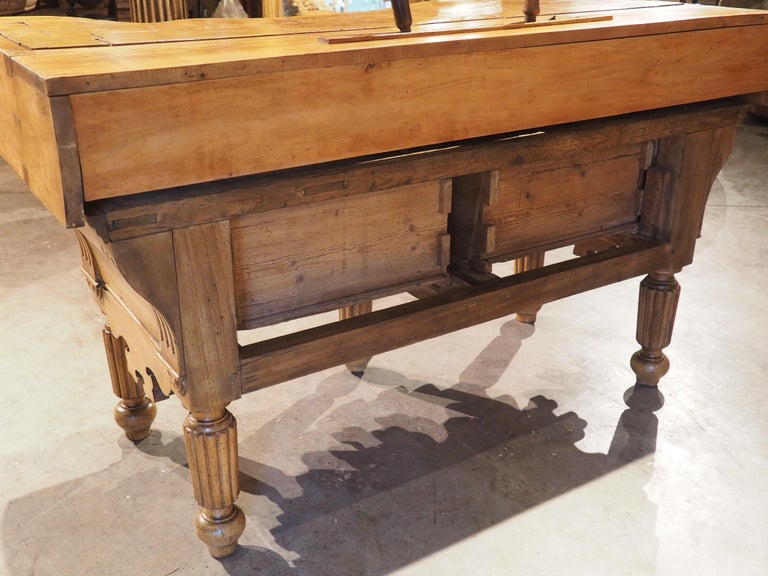 Bloc de boucherie français ancien en bois de hêtre, vers 1880 En vente ...