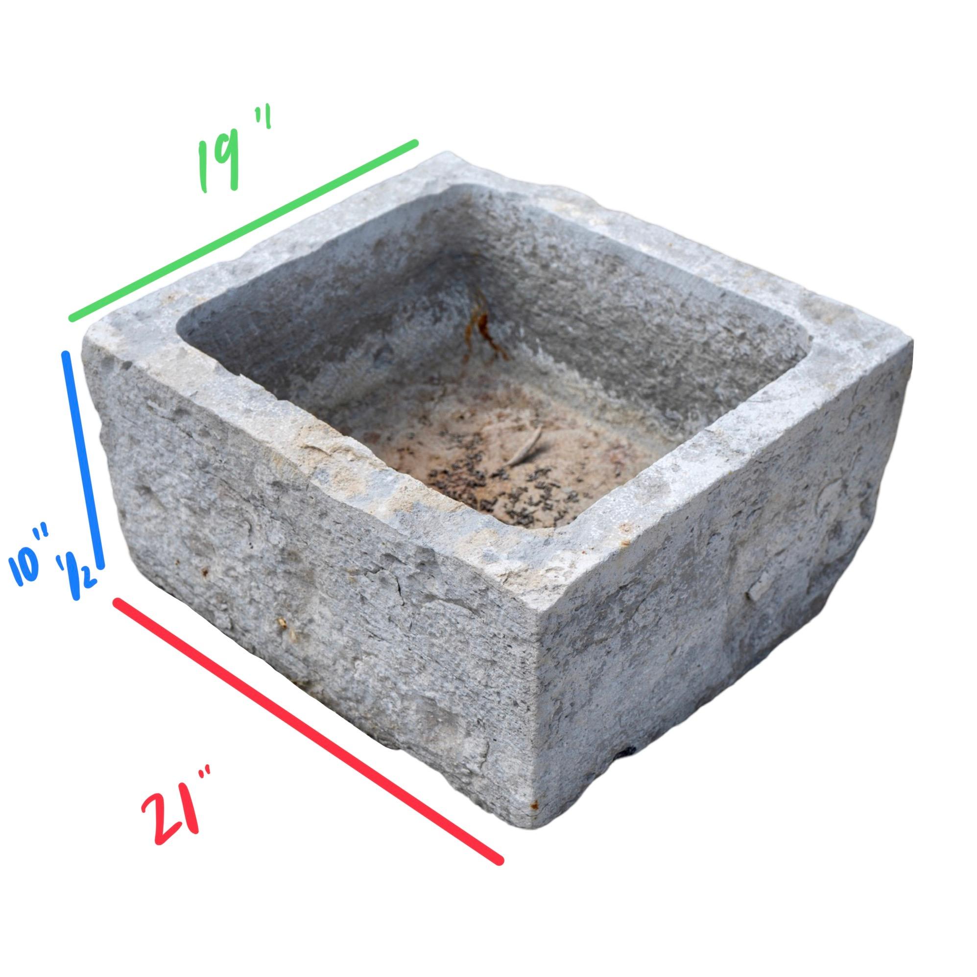 Antique French Burgundy Limestone Square Sink For Sale at 1stDibs