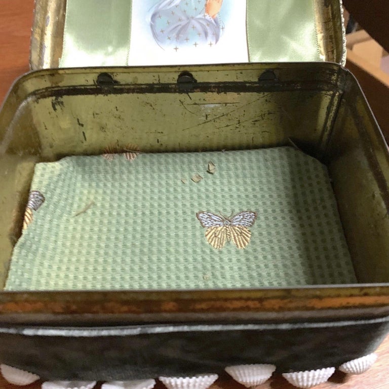 Antique French Folk Art Keepsake Box For Sale at 1stDibs
