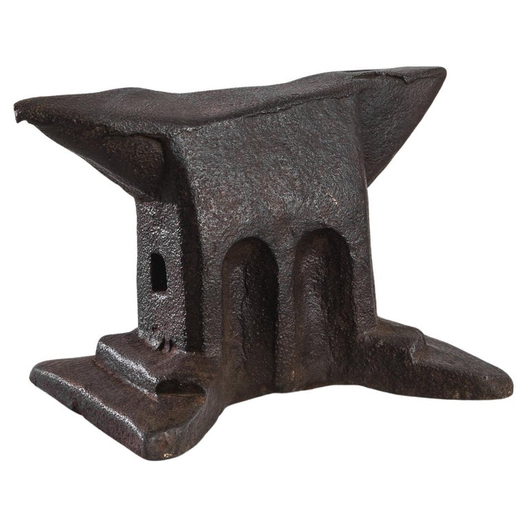 Antique French Iron Anvil at 1stDibs