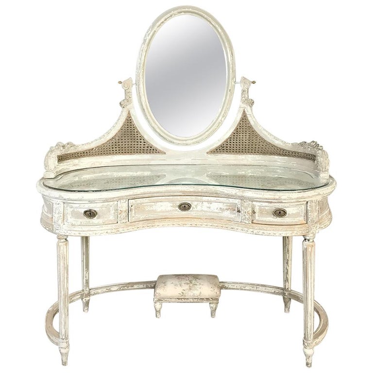 French Vintage Vanity