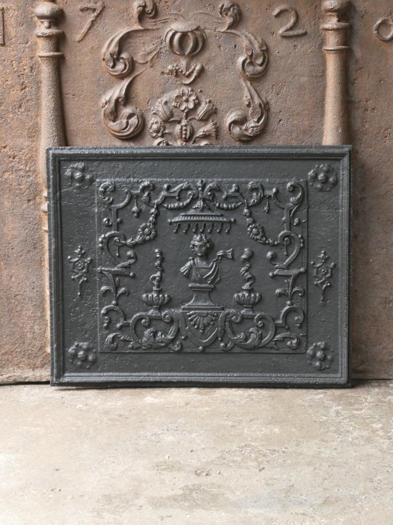 Antique French Neoclassical Fireback, 18th-19th Century For Sale at 1stDibs