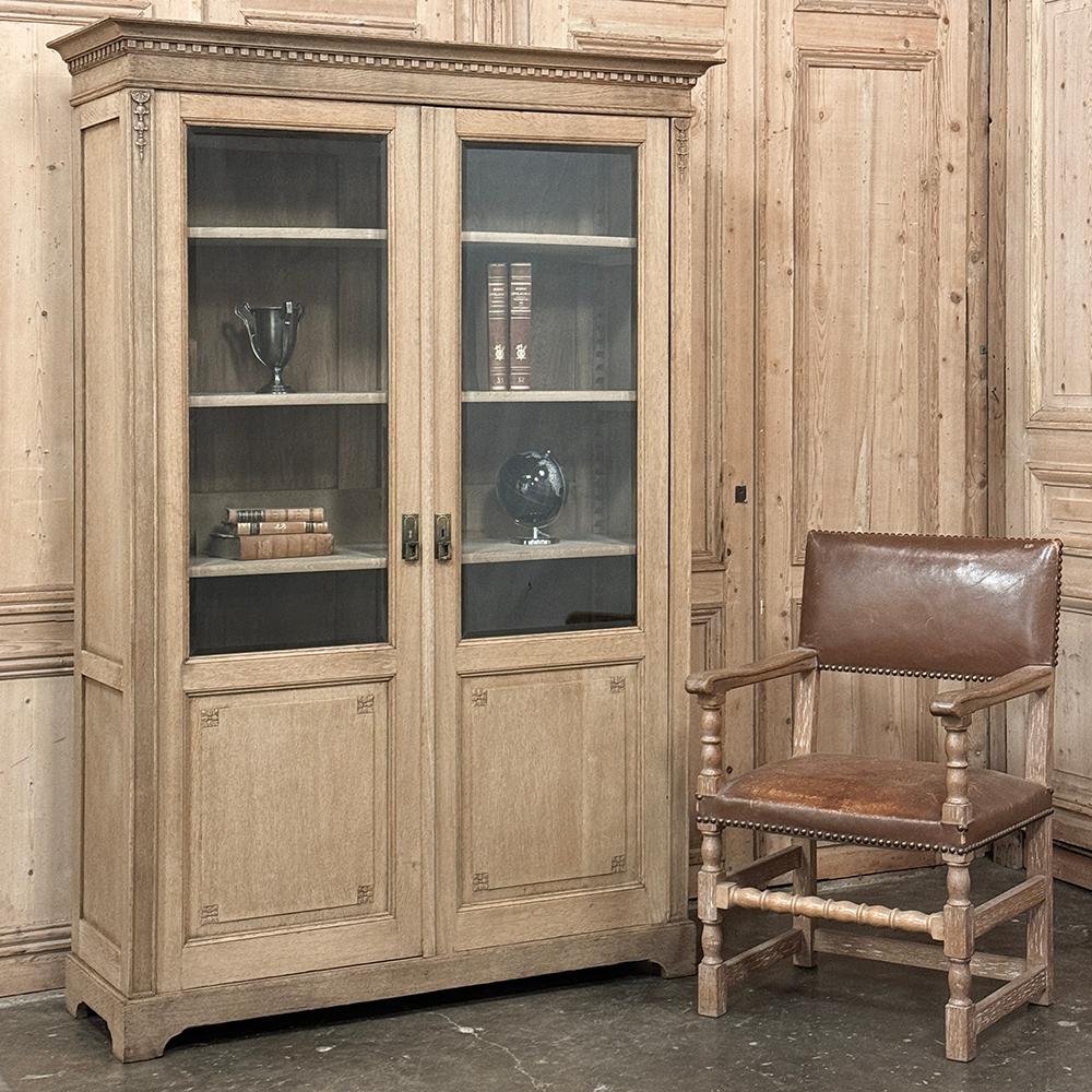 Antique French Neoclassical Louis XVI Bookcase in Stripped Oak For Sale ...