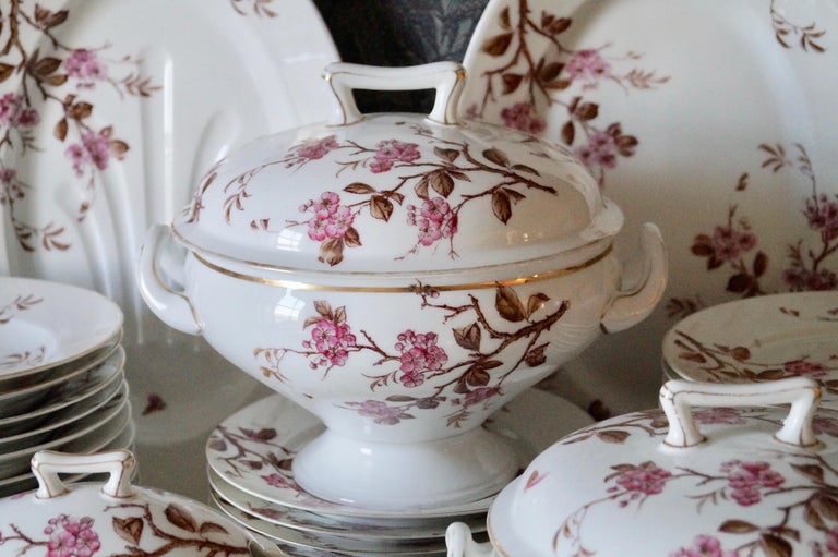 Antique French Old Paris Porcelain Dinnerware, 1900s For Sale at 1stDibs