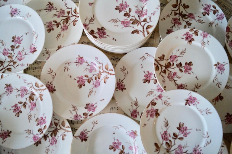 Antique French Old Paris Porcelain Dinnerware, 1900s For Sale at 1stDibs
