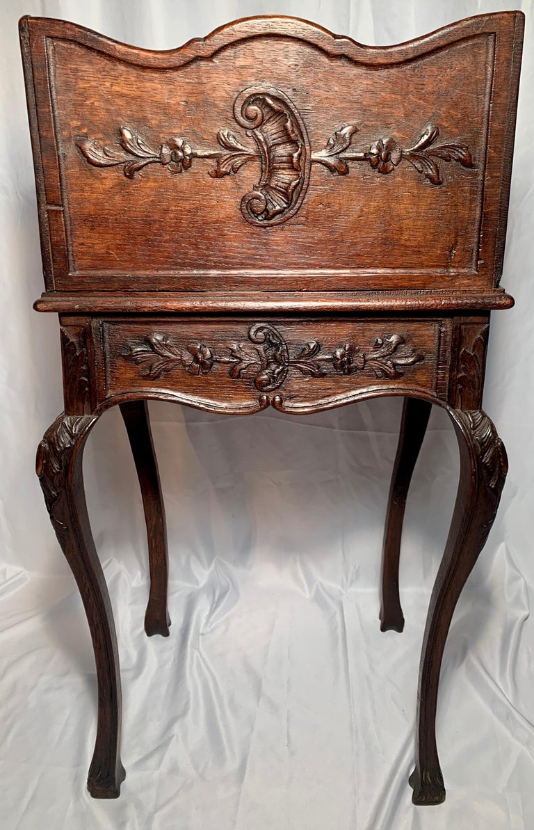 Antique French Provincial Carved Oak End Table, circa 1890s at 1stDibs
