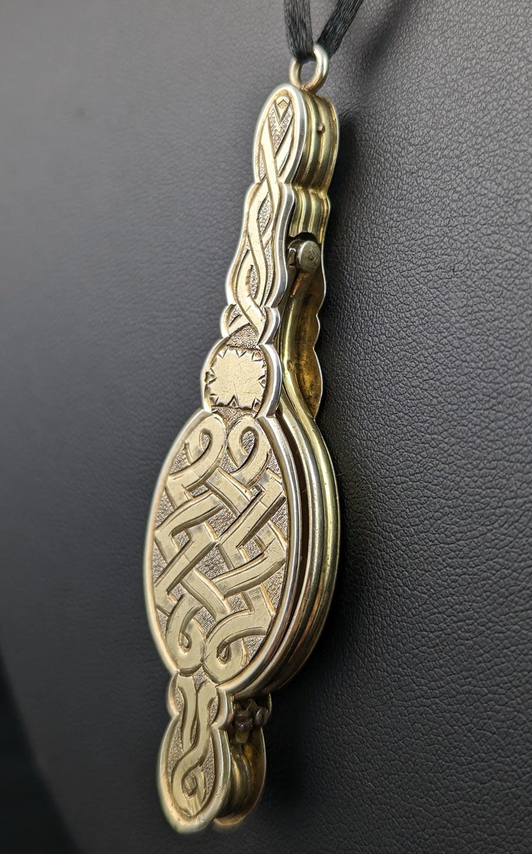 Antique French silver gilt lorgnettes, spectacles, P-J Meurice For Sale ...