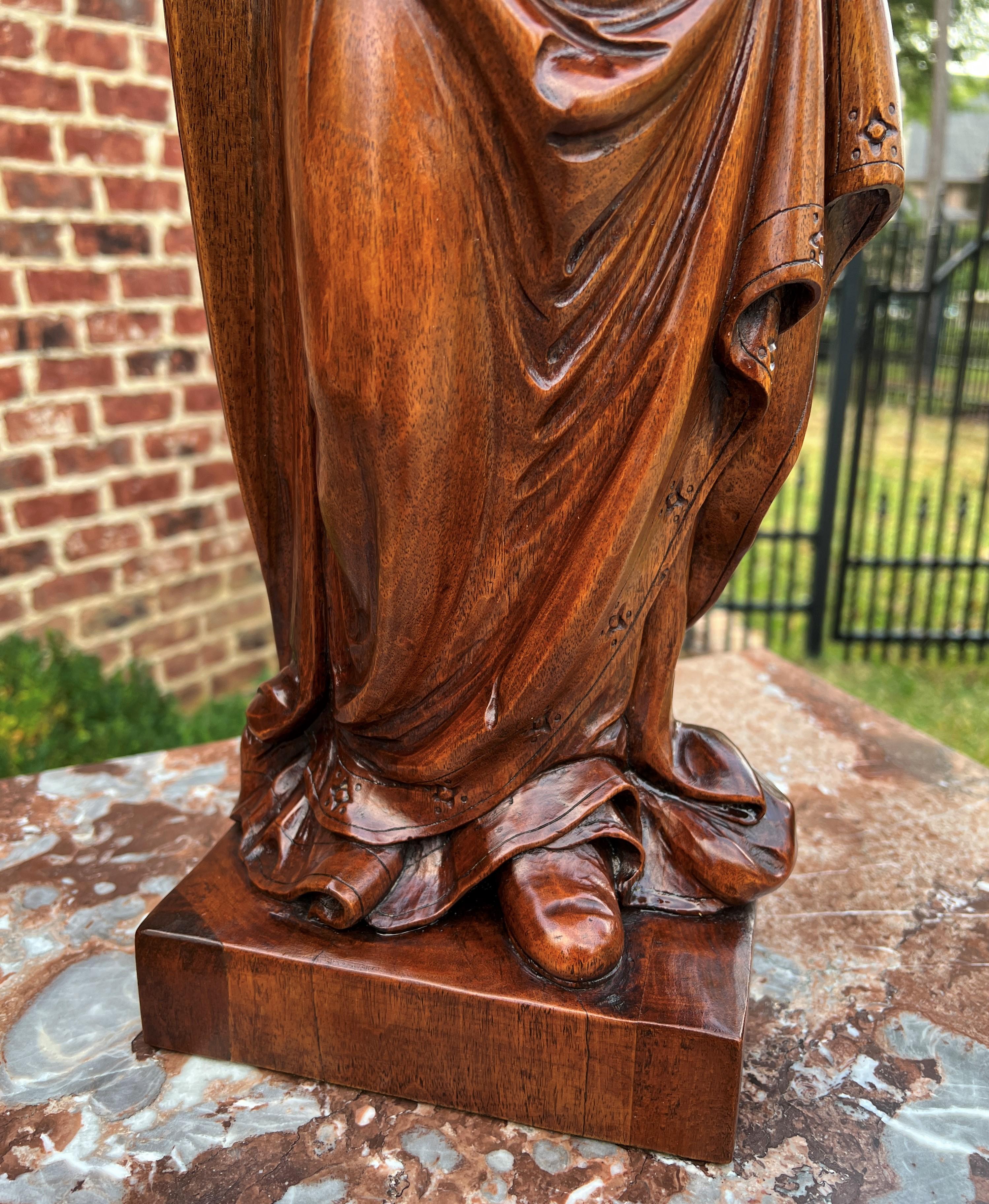 Antique French Statue Figure Sculpture Queen Lady with Crown Medieval ...