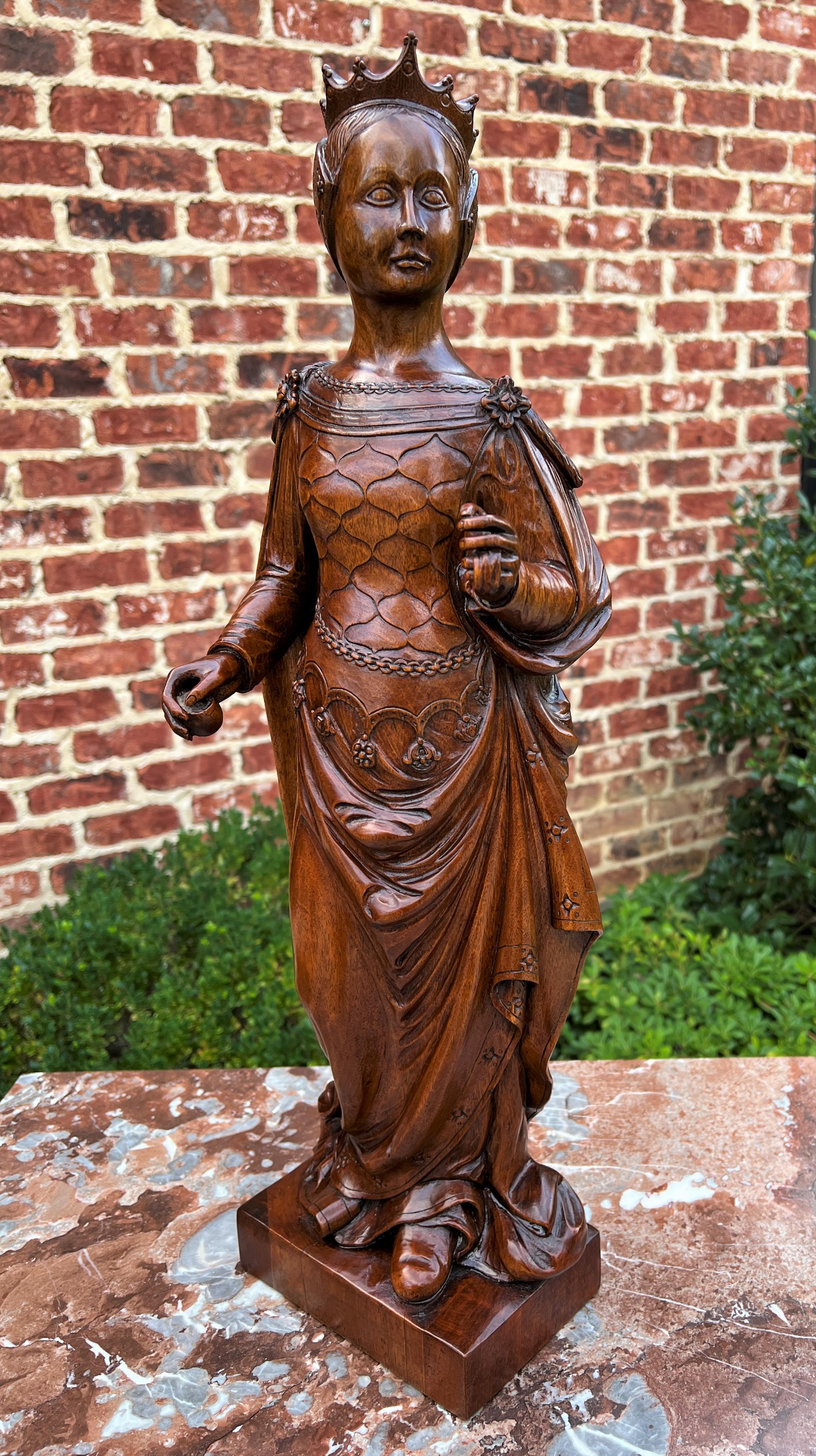 Antique French Statue Figure Sculpture Queen Lady with Crown Medieval ...