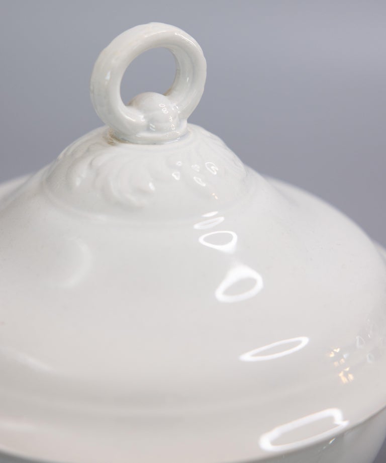 Antique French White Ironstone Lidded Soup Tureen For Sale at 1stDibs