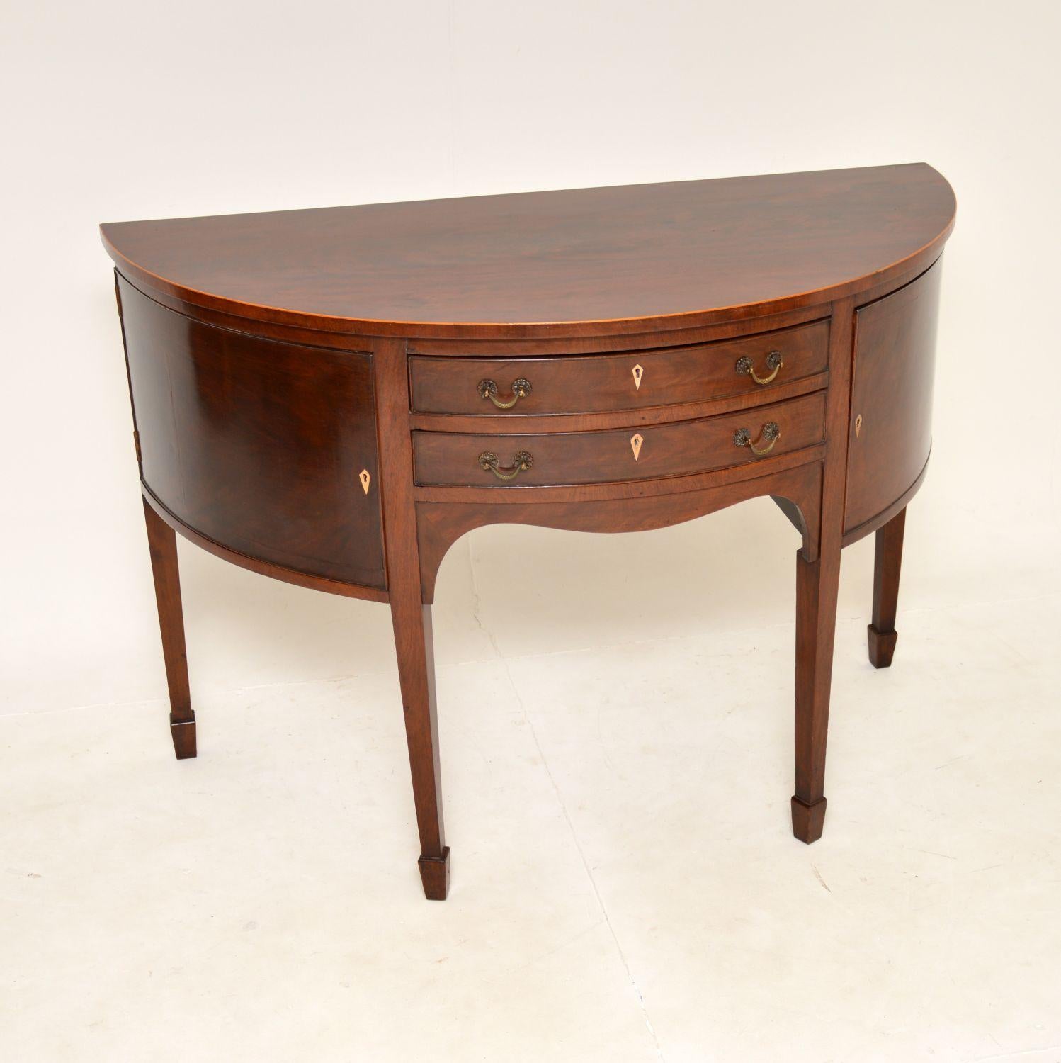 Antique George III Bow Front Sideboard For Sale at 1stDibs