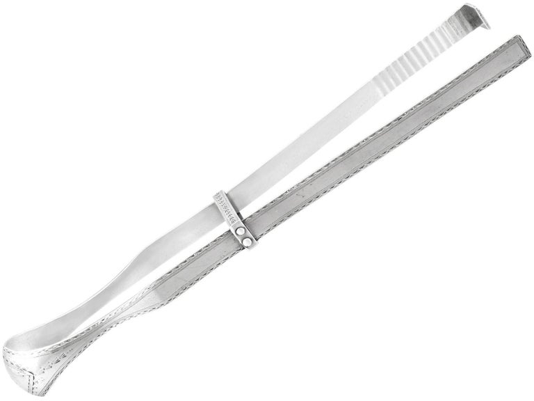 Antique George III Irish Sterling Silver Serving Tongs For Sale at 1stDibs