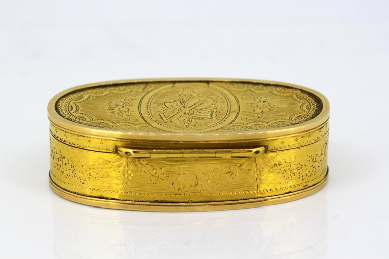 Antique Georgian 18 Karat Yellow Gold Snuff Box, London, 1776 at 1stDibs
