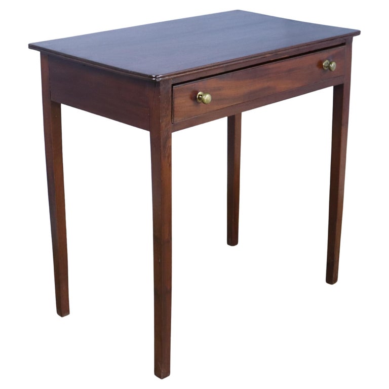 Antique Georgian Mahogany Side Table at 1stDibs