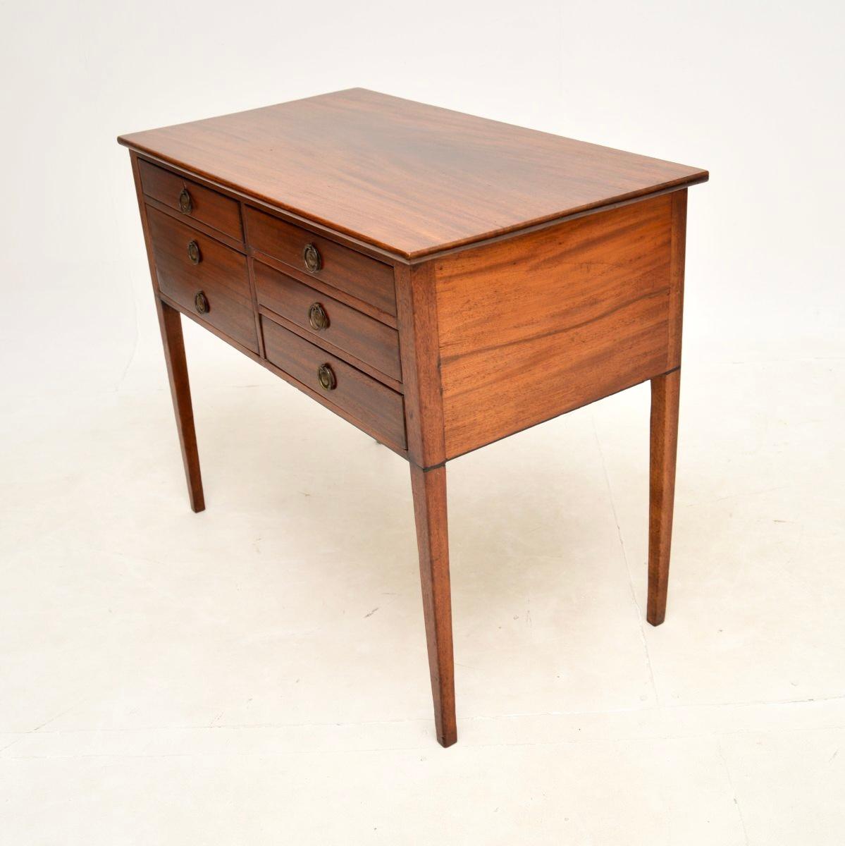 Antique Georgian Period Side Table For Sale at 1stDibs