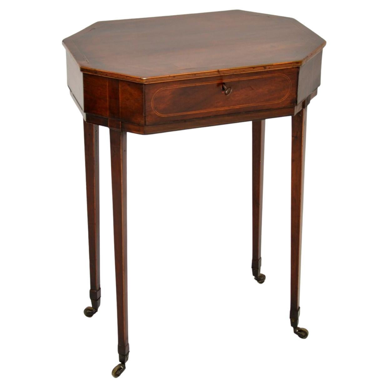Antique Georgian Side Table For Sale at 1stDibs