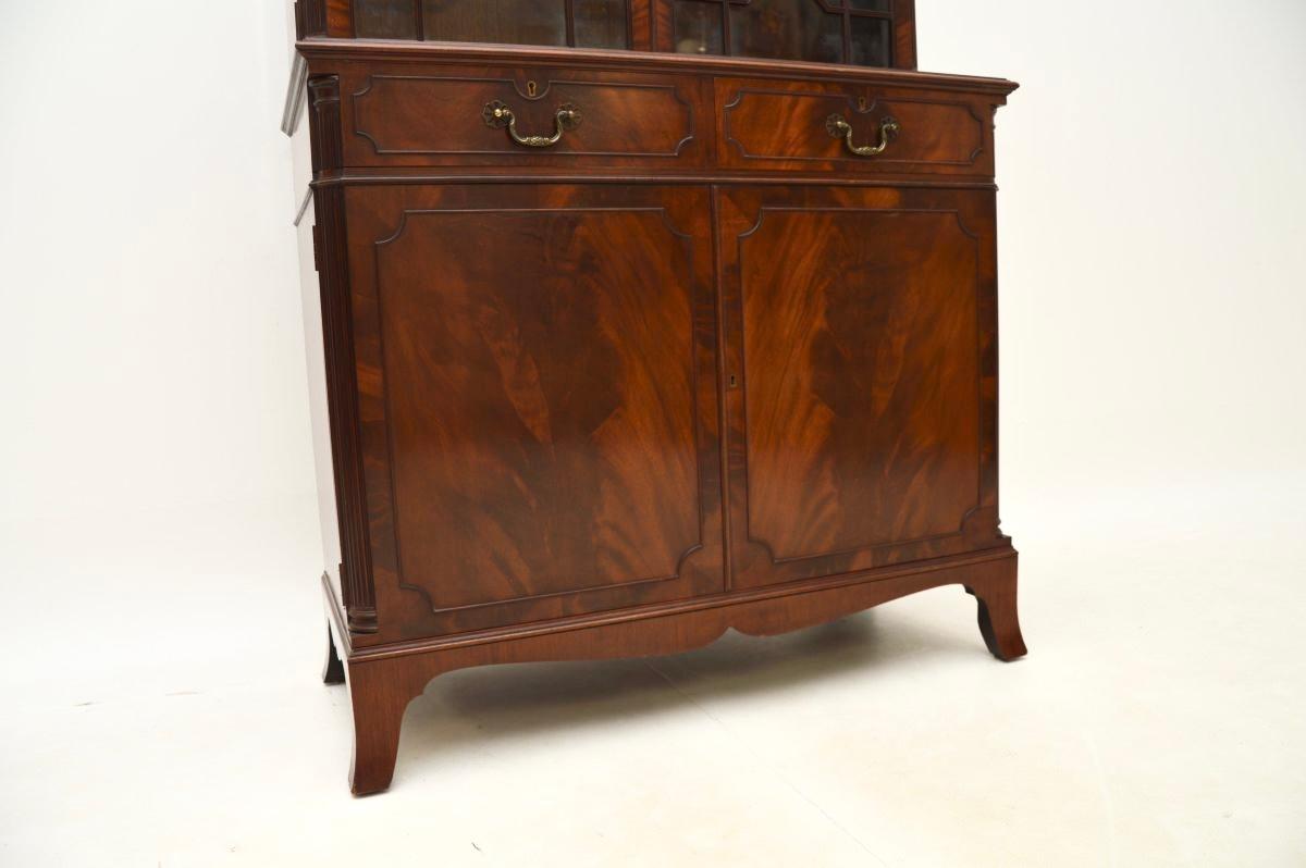 Antique Georgian Style Bookcase For Sale at 1stDibs