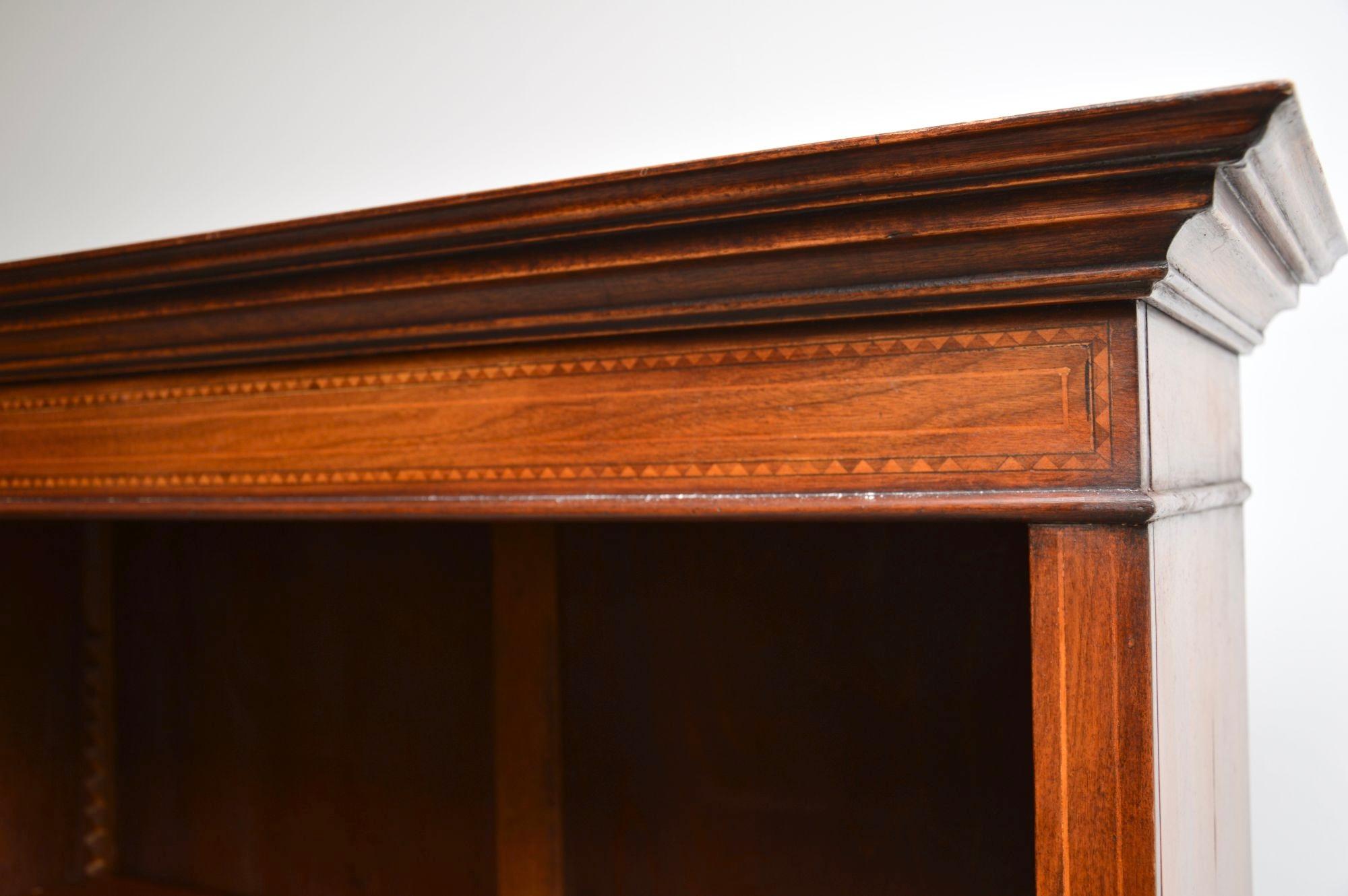 Antique Georgian Style Open Bookcase For Sale at 1stDibs