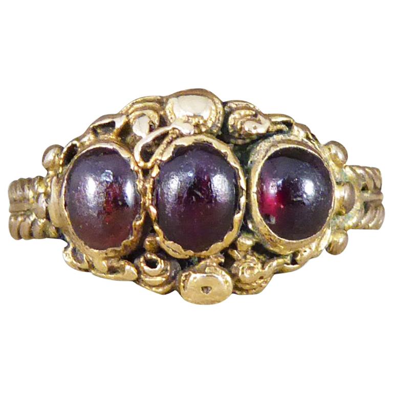 Antique Georgian Three-Stone Cabochon Garnet Ring in High Carat Gold at ...