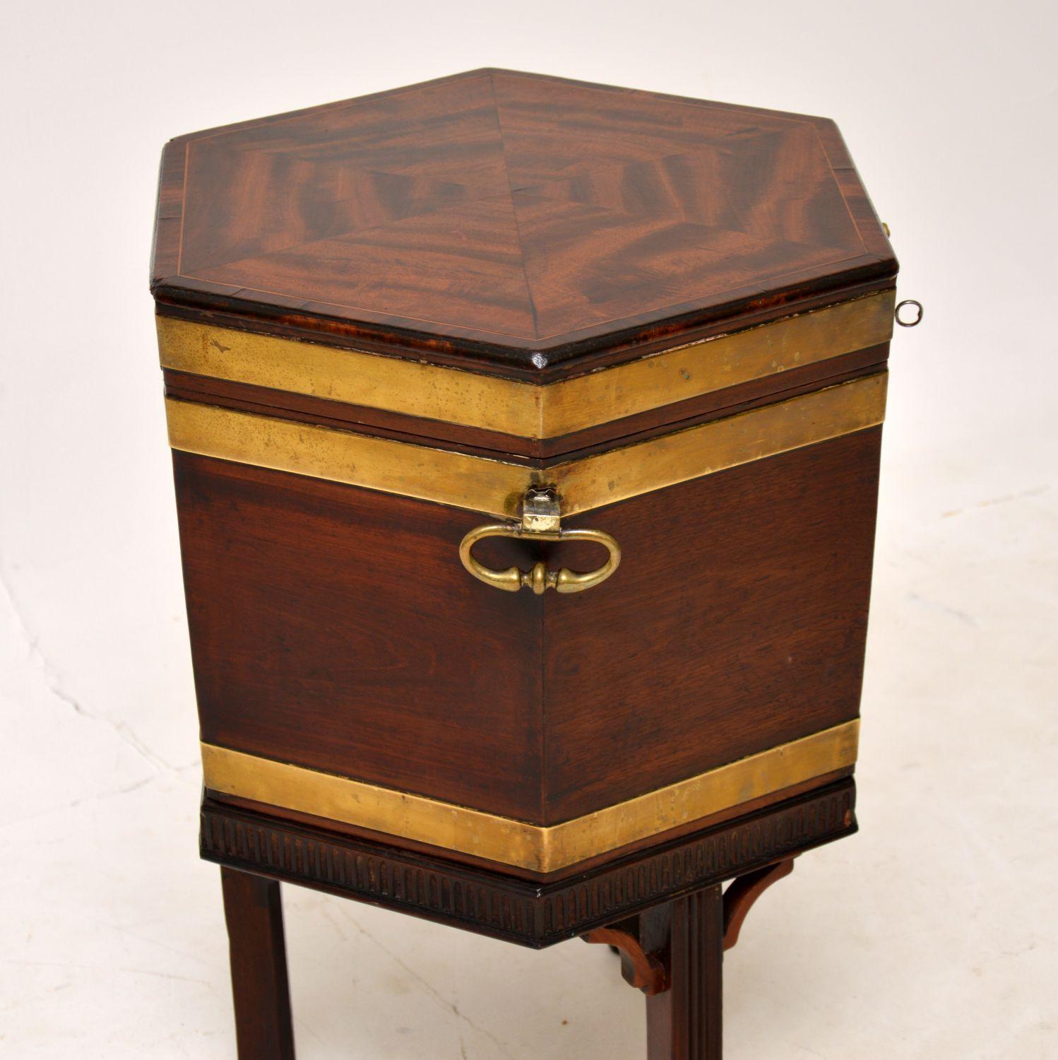 Antique Georgian Wine Cooler / Cellarette For Sale at 1stDibs