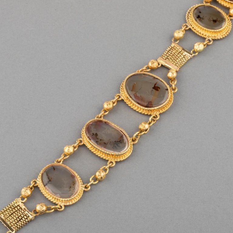 Antique Gold and Agate French Bracelet For Sale at 1stDibs