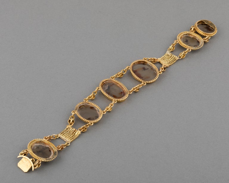 Antique Gold and Agate French Bracelet For Sale at 1stDibs