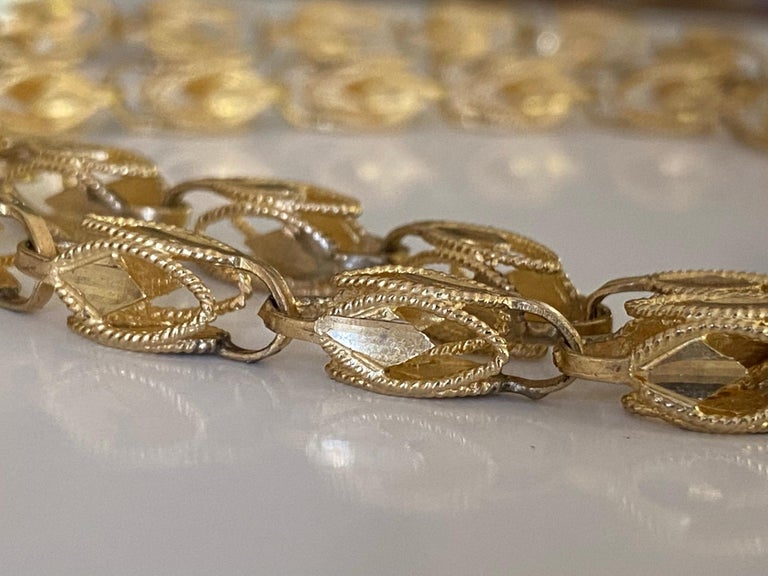 Antique Gold Chain Link Necklace For Sale at 1stDibs