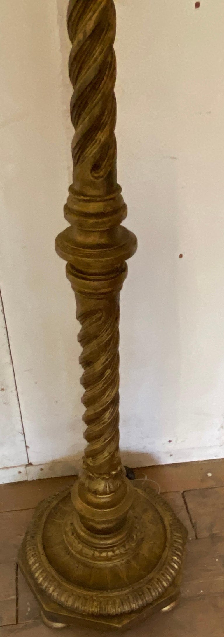 Antique Gold Gilt Italian Baroque Style Floor Lamp For Sale at 1stDibs