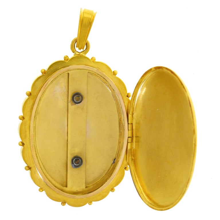 Antique Gold Locket at 1stDibs