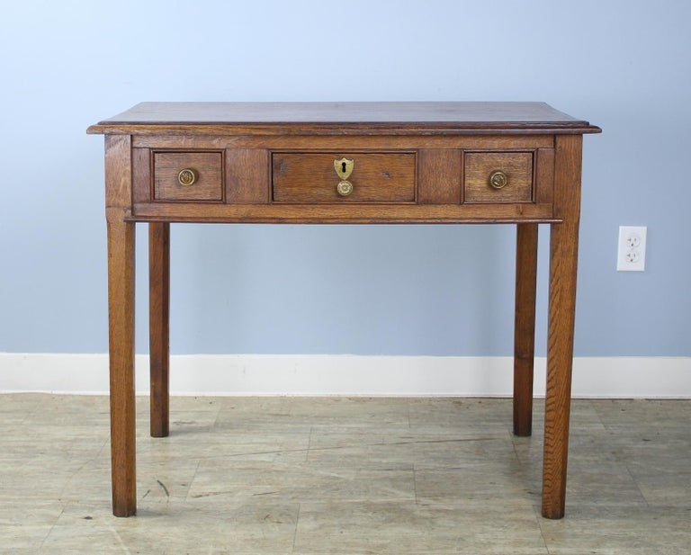 Antique Golden Oak Side Table For Sale at 1stDibs | golden oak end tables