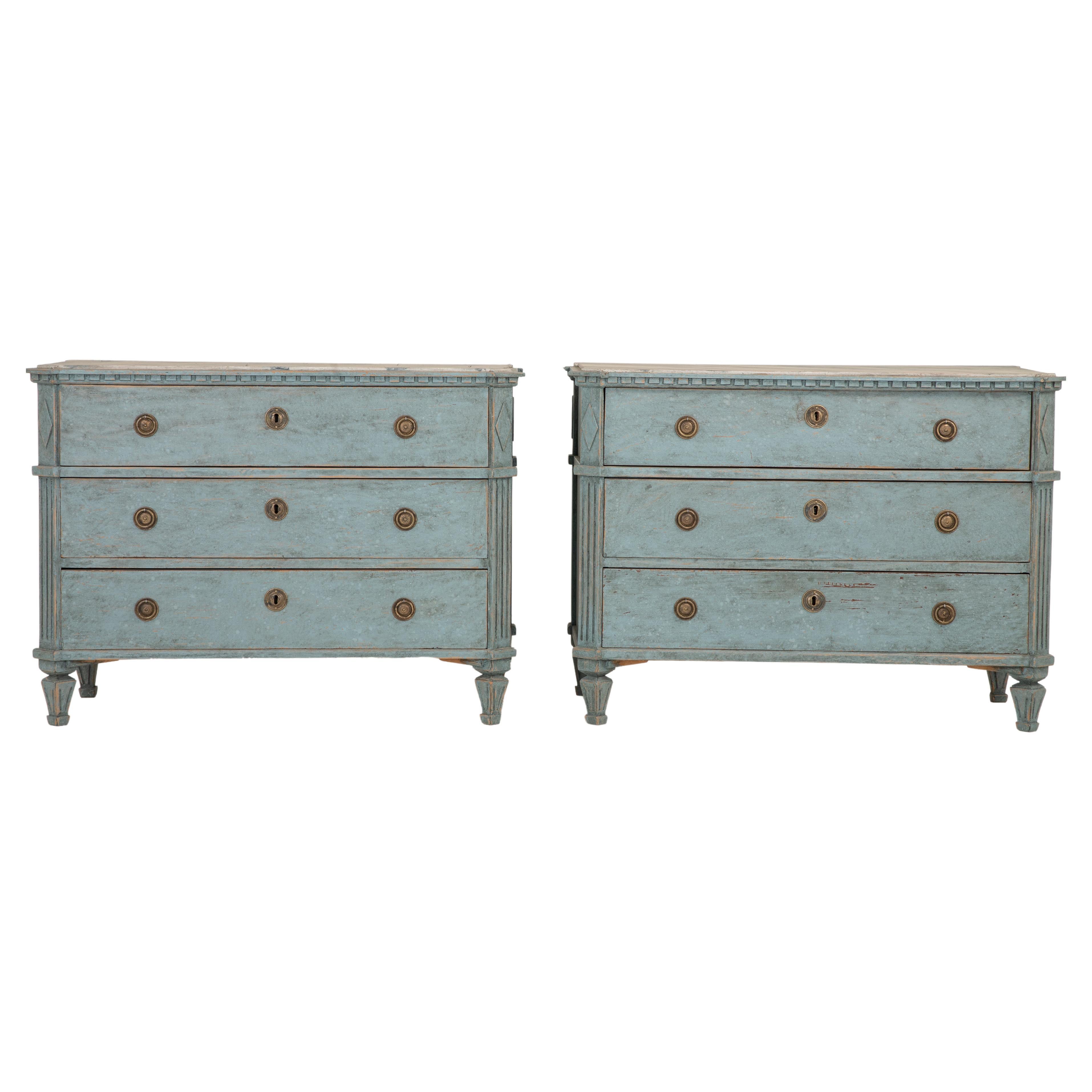 Antique Gustavian Style Chests of Drawers, a Pair at 1stDibs