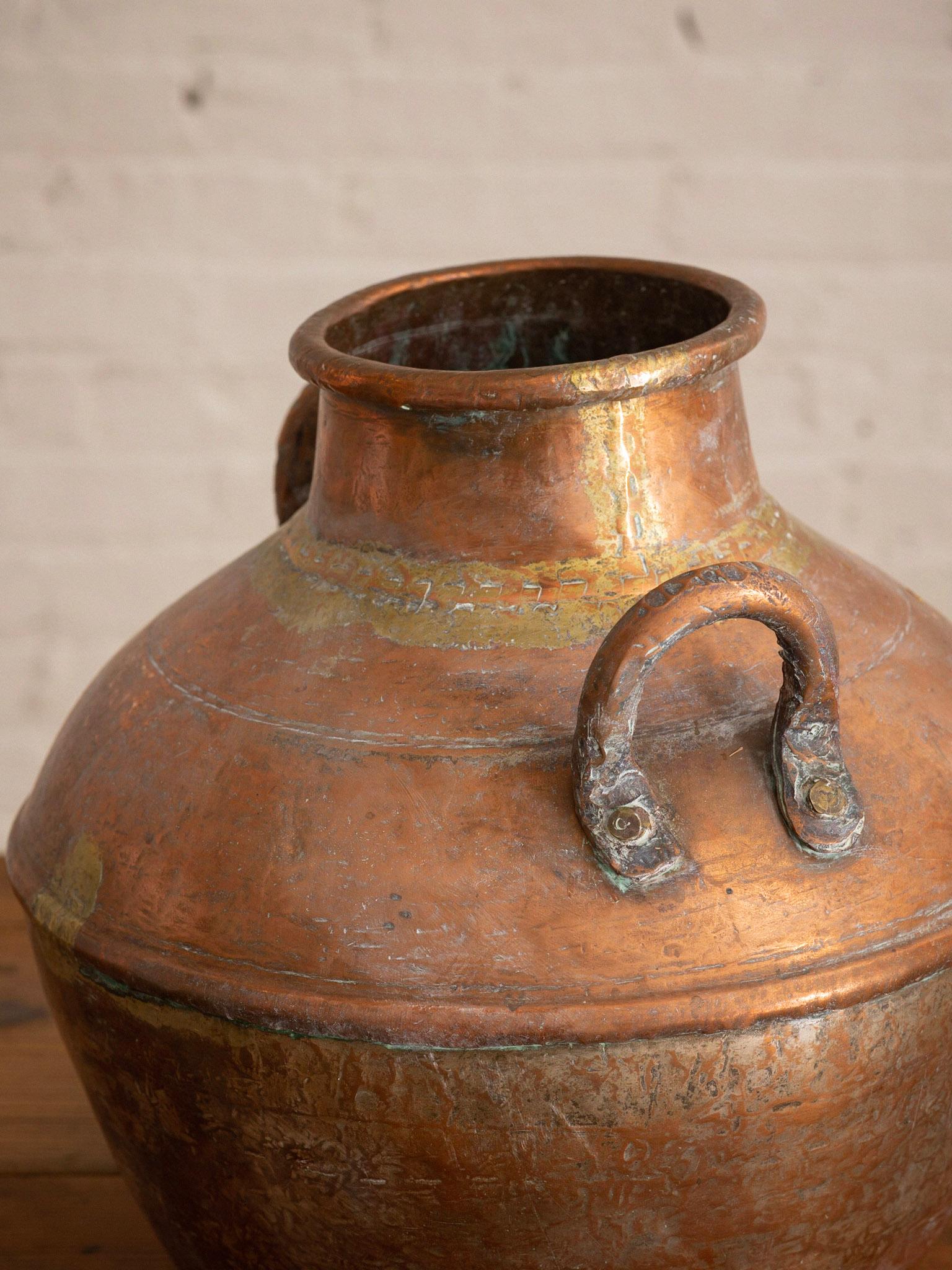 Antique Hammered Copper Vessel For Sale at 1stDibs | old copper vessels ...