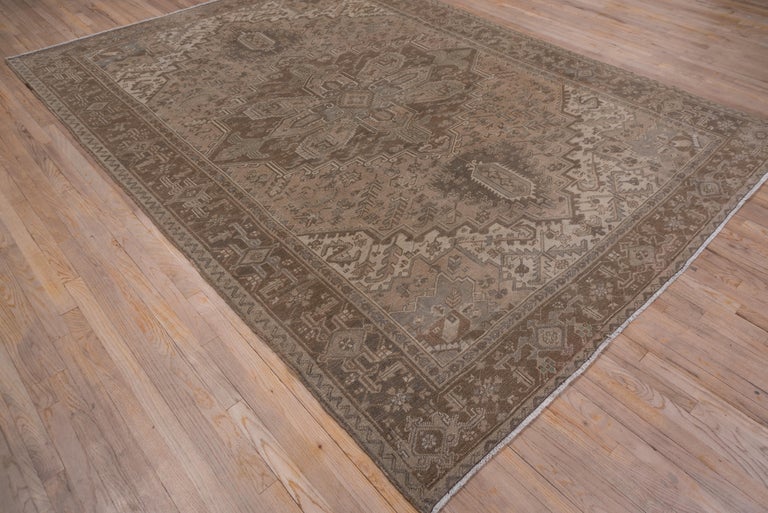 Antique Heriz Carpet with Neutral Palette, circa 1910s For Sale at 1stDibs