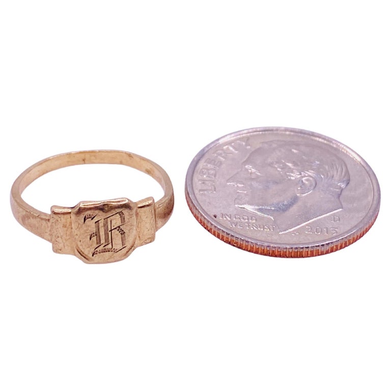 Antique Infant Baby Gold Signet Ring For Sale at 1stDibs